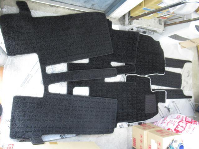 Yahoo!オークション - 【8632】/ノア ZRR80Wフロアーマット