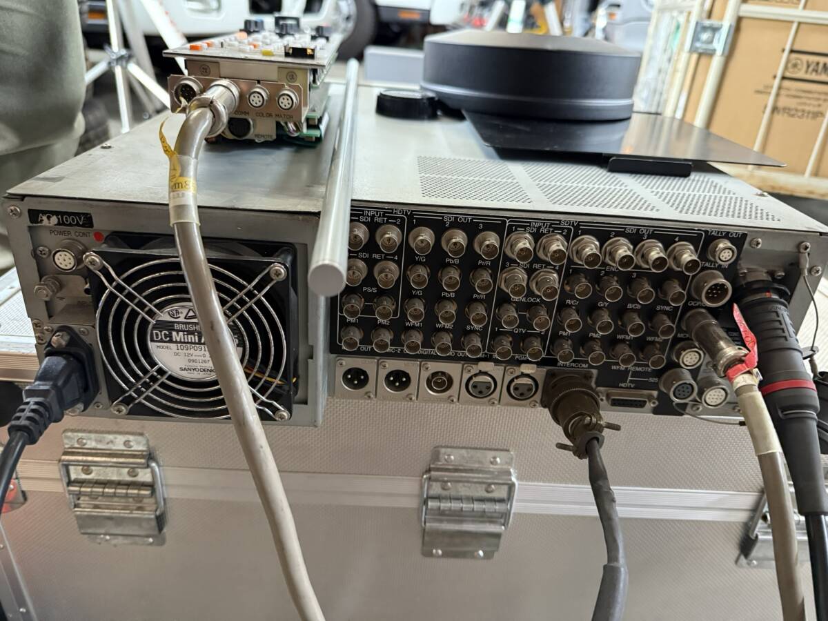 Yahoo!オークション - 三脚なし再出品 Ikegami(池上通信機) HDK-790E ...