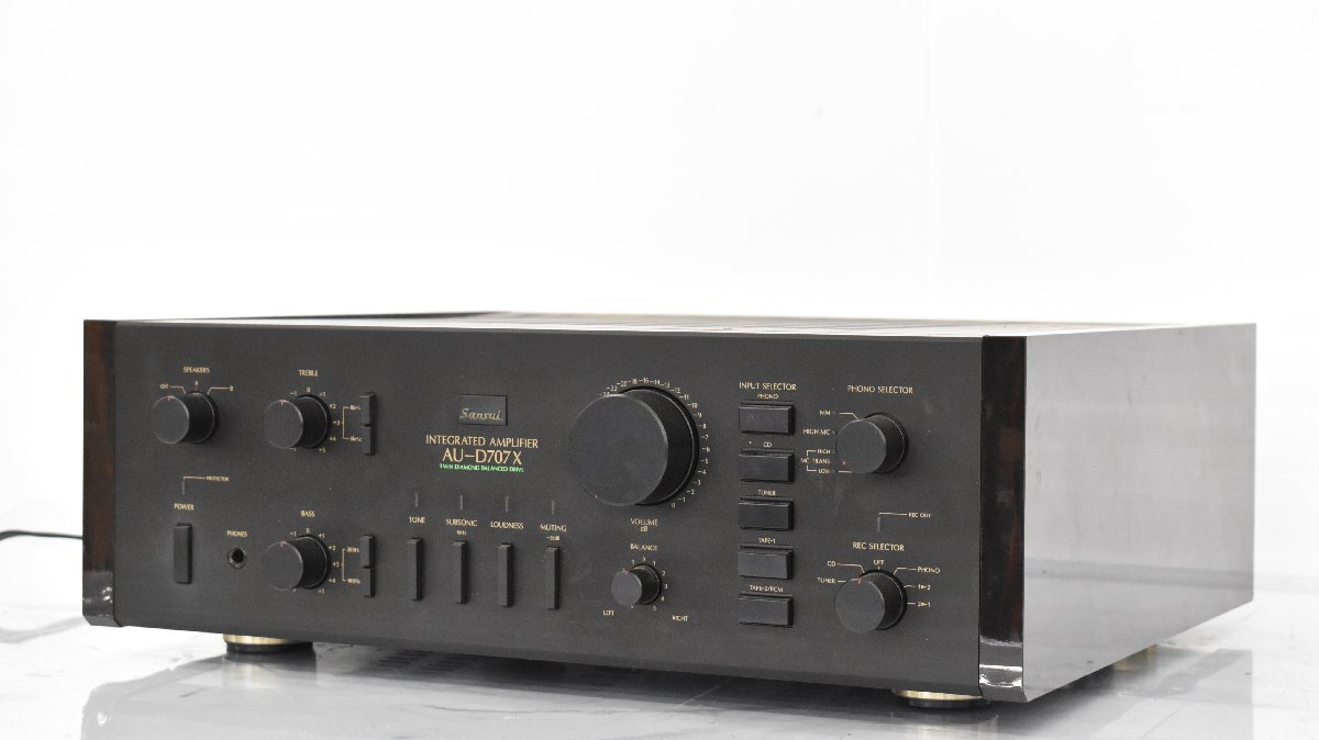 Yahoo!オークション - 【 C 】2949 SANSUI AU-D707X プリメインアンプ ...
