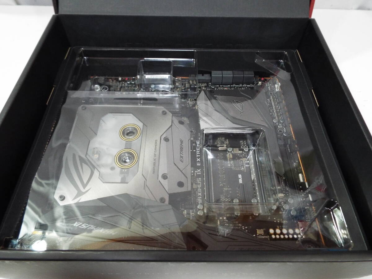 送料無料 ASUS ROG MAXIMUS IX EXTREME + CPU i7-7700k + RAM 送料無料 ASUS ROG MAXIMUS IX EXTREME + CPU i7-7700k + RAM