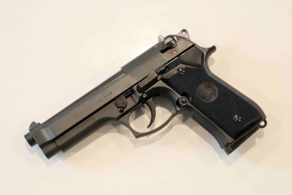 タナカワークス 樹脂モデルガン SPG ベレッタM92F HW Evolution(モデルガン)｜売買されたオークション情報、yahooの商品情報をアーカイブ公開 - オークファン ...