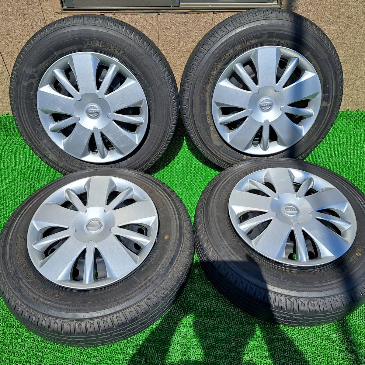 Yahoo!オークション - 165/80R14 97/95N LT 日産 純正 NV200 14インチ ...