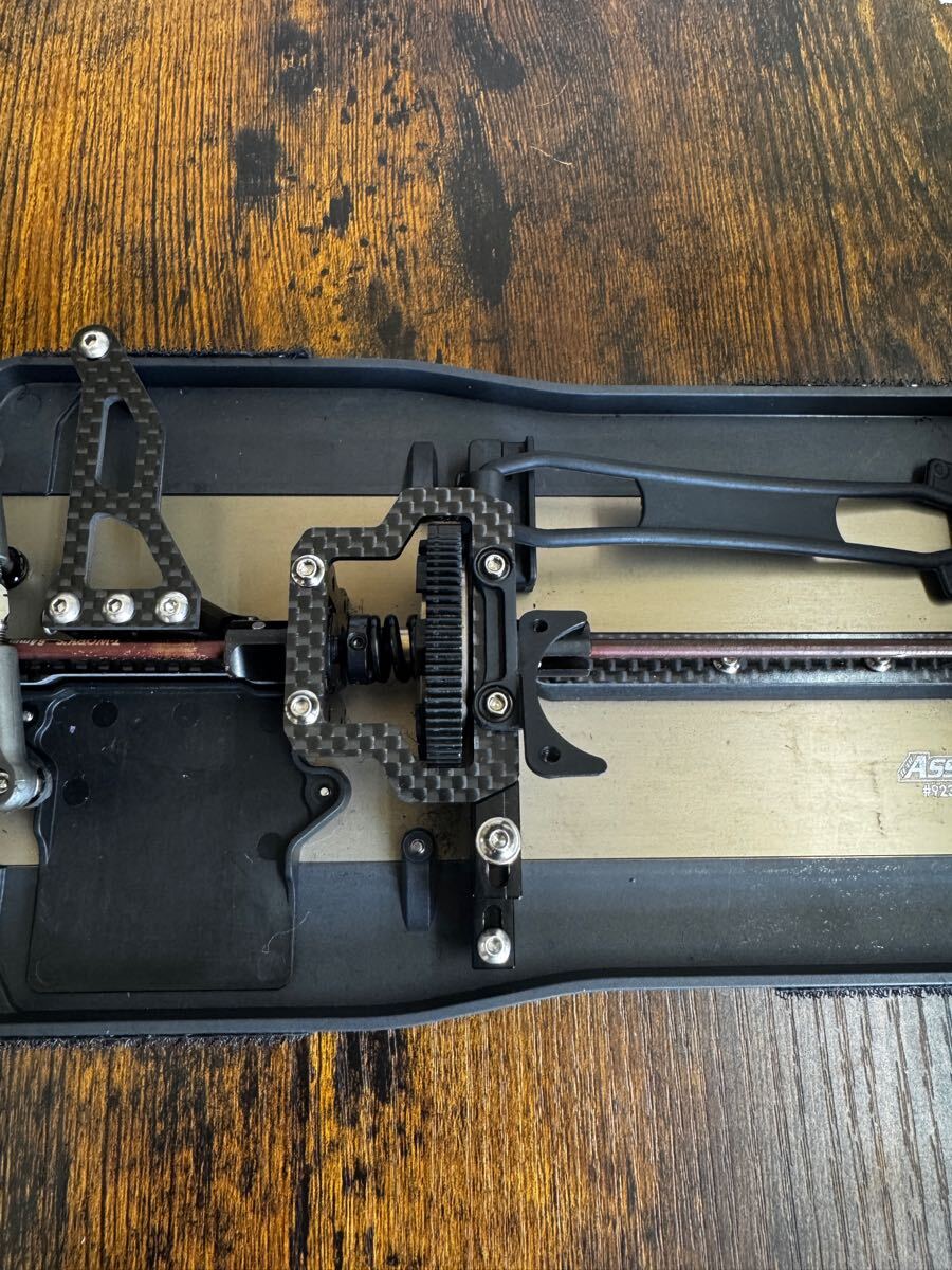 Yahoo!オークション - Associated RC10 B74.2 カーペット路面 アソシエ...