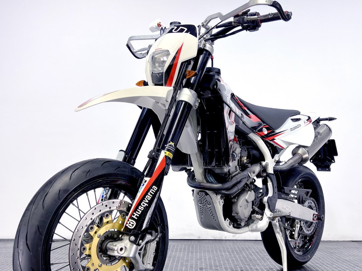 Yahoo!オークション - 激アツ公道仕様 ハスクバーナ SM450R 後期モデル...