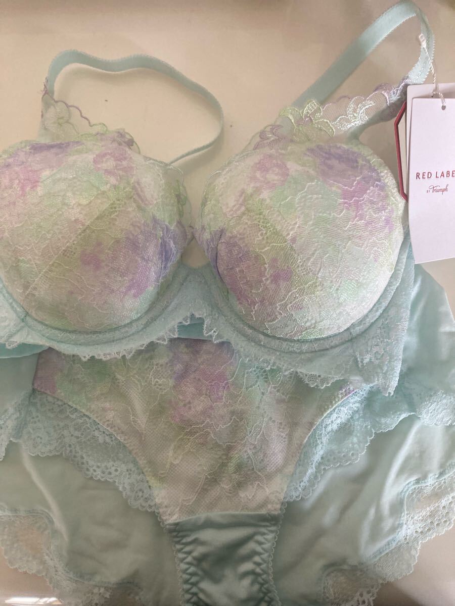 Yahoo!オークション - 新品タグトリンプレッドレーベルD65ショーツM