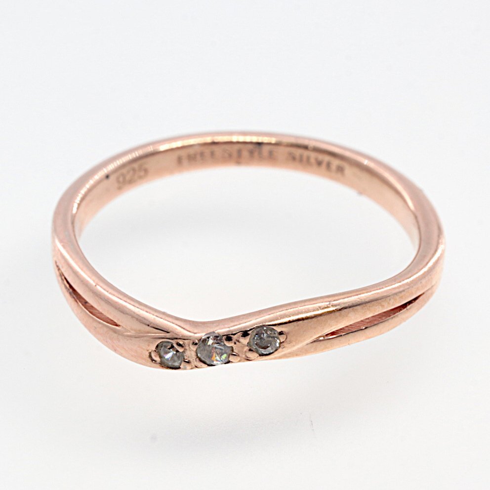 Yahoo!オークション - 7607 【訳有】FREE STYLE トリプルストーン クロ...