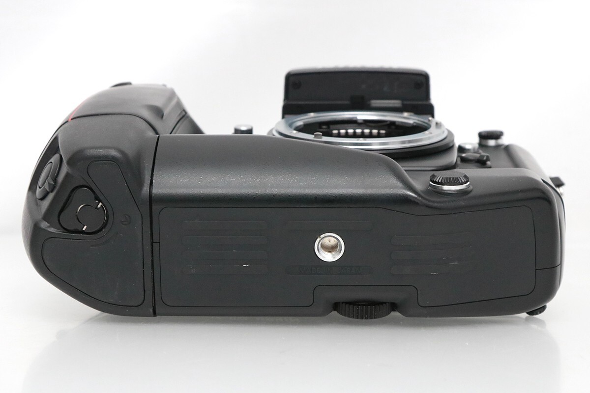 全額返金保証】並品|ニコン F4S + MB-21 CA01-M3906-3V1C 全額返金保証】並品|ニコン F4S + MB-21 CA01-M3906-3V1C