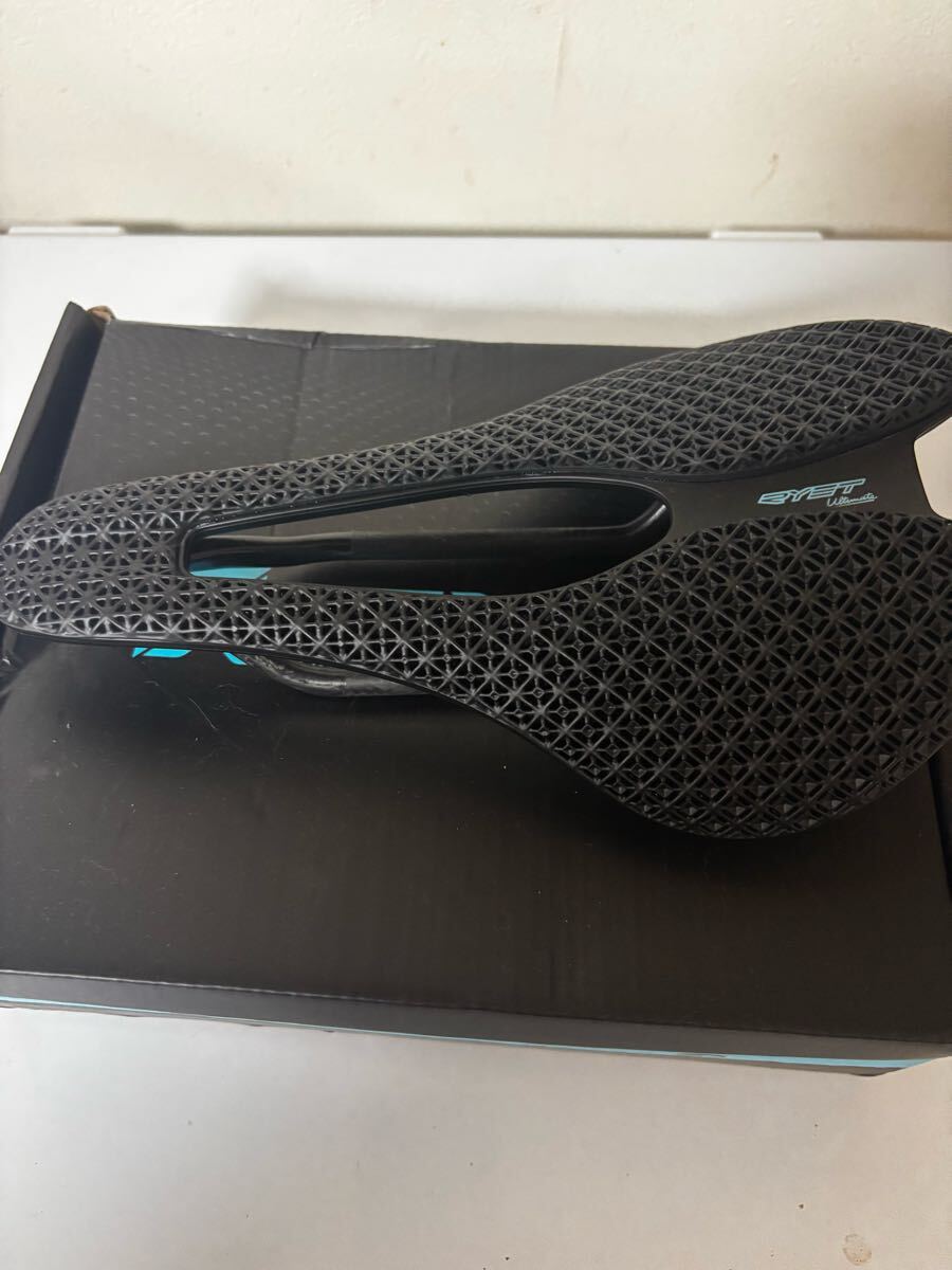 Yahoo!オークション - 新品 RYET 3Dプリント サドル 173g カーボンレー...