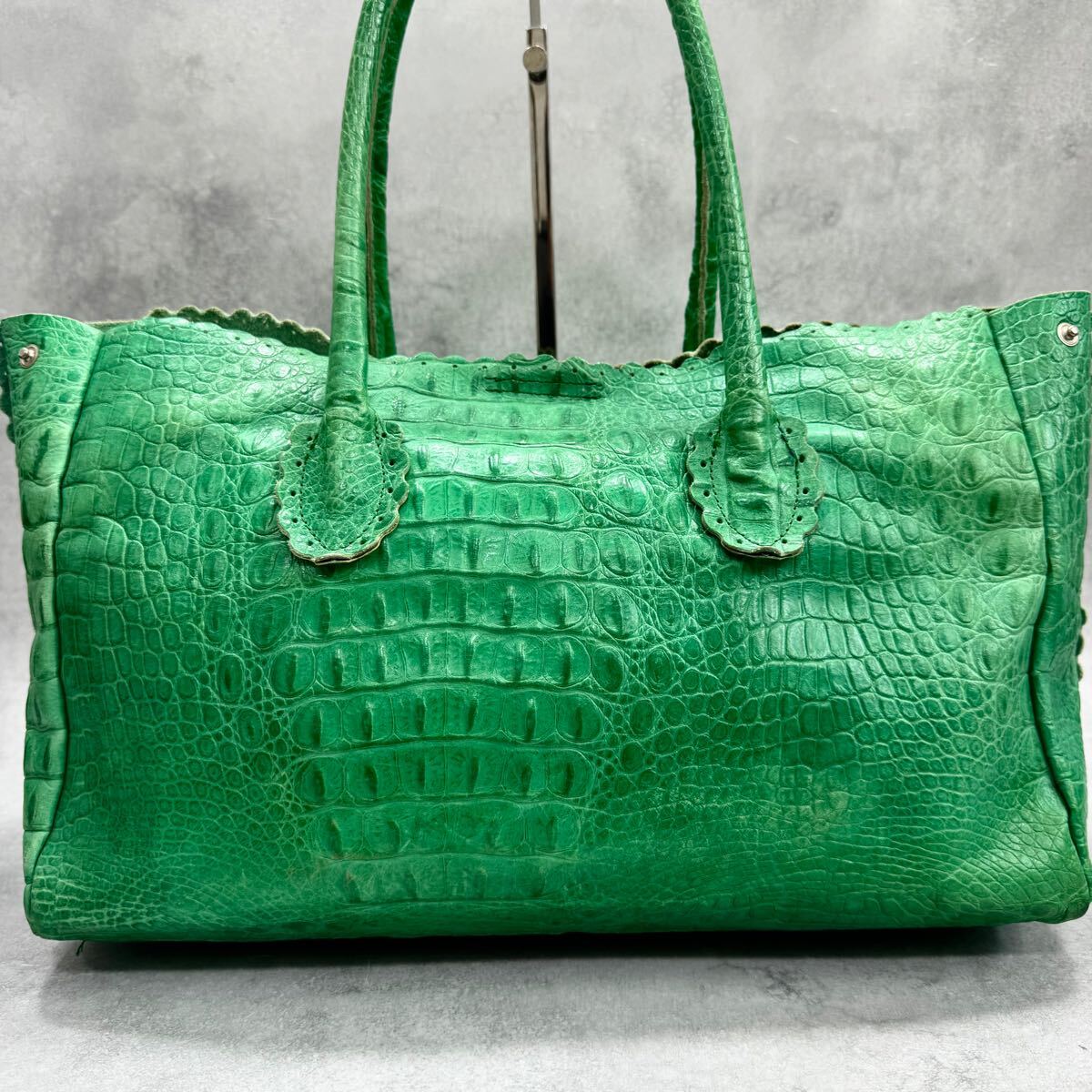 Yahoo!オークション - 美品/希少色 フルラ FURLA A4収納 クロコダイル...