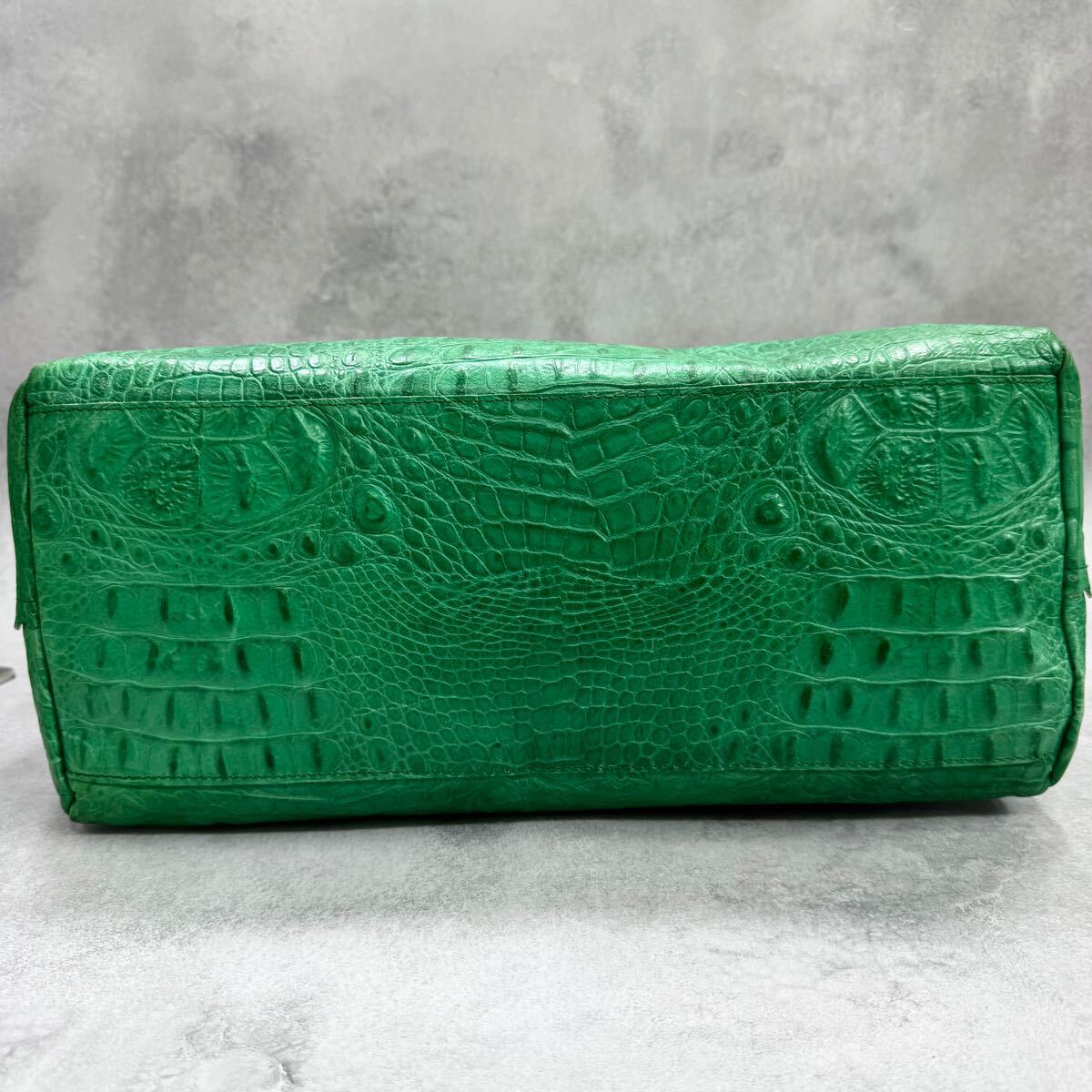 Yahoo!オークション - 美品/希少色 フルラ FURLA A4収納 クロコダイル...