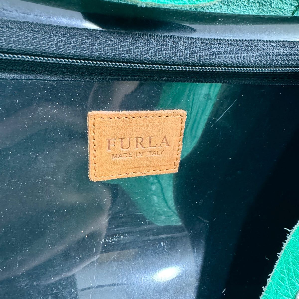 Yahoo!オークション - 美品/希少色 フルラ FURLA A4収納 クロコダイル...