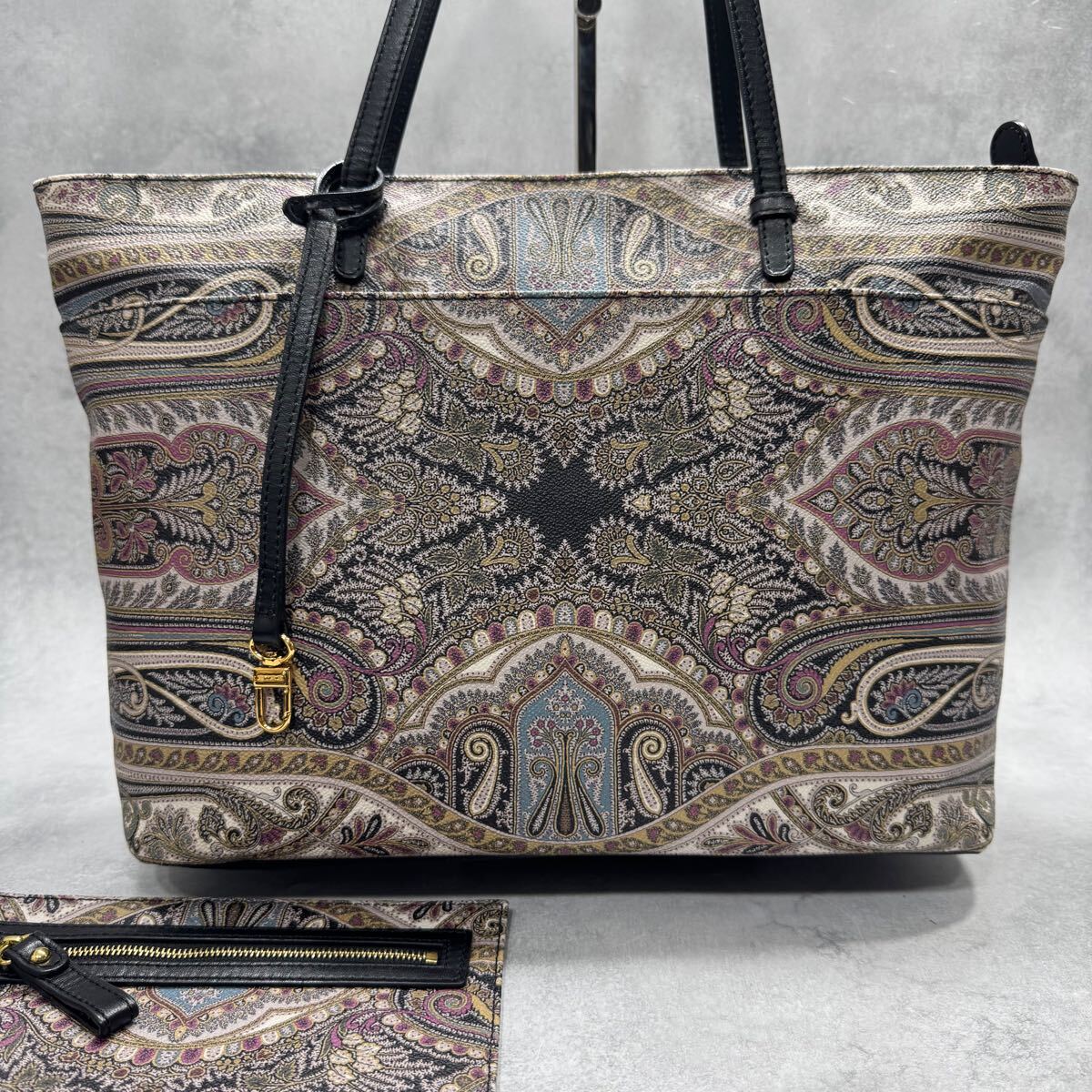 Yahoo!オークション - 美品/入手困難 エトロ ETRO A4収納 大容量 メン...