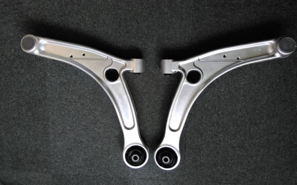 Yahoo!オークション - ランエボ9MR CT9A 美品フロントアーム左右 ブー...