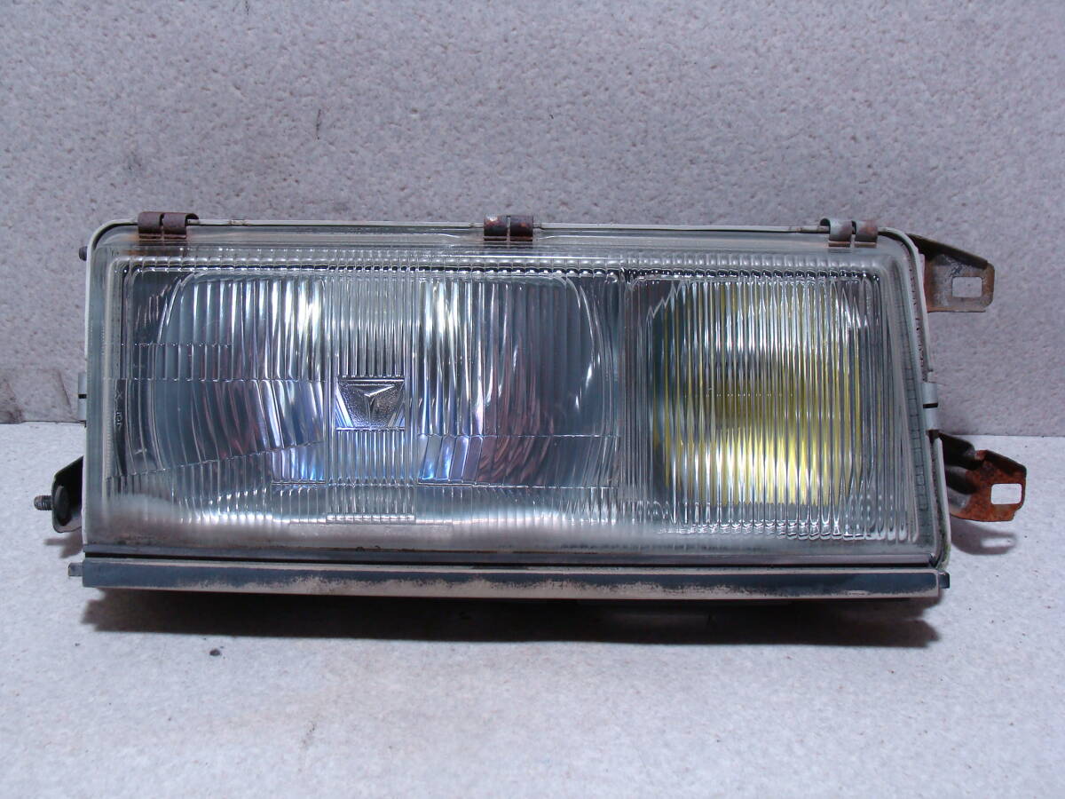 Yahoo!オークション - Q14753 TT142 コロナ ヘッドライト 右 Assy KOIT...