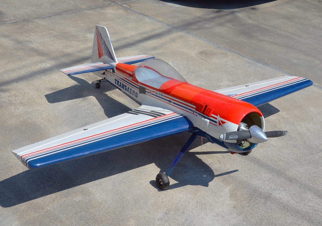 Yahoo!オークション - お引取り限定・スホーイ・Su－31M