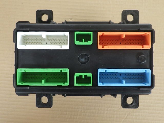 Yahoo!オークション - r446-45 日産 UD トラックス クオン ユニット 25...