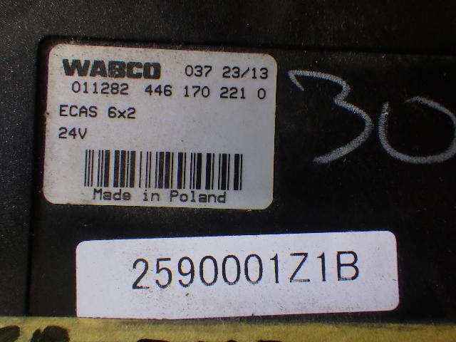 Yahoo!オークション - r364-207 日産 UD トラックス クオン ECAS ユニ...