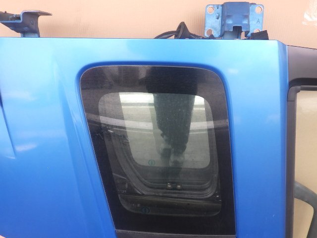 Yahoo!オークション - r4108-217 日産 UD トラックス クオン ドア ヒン...