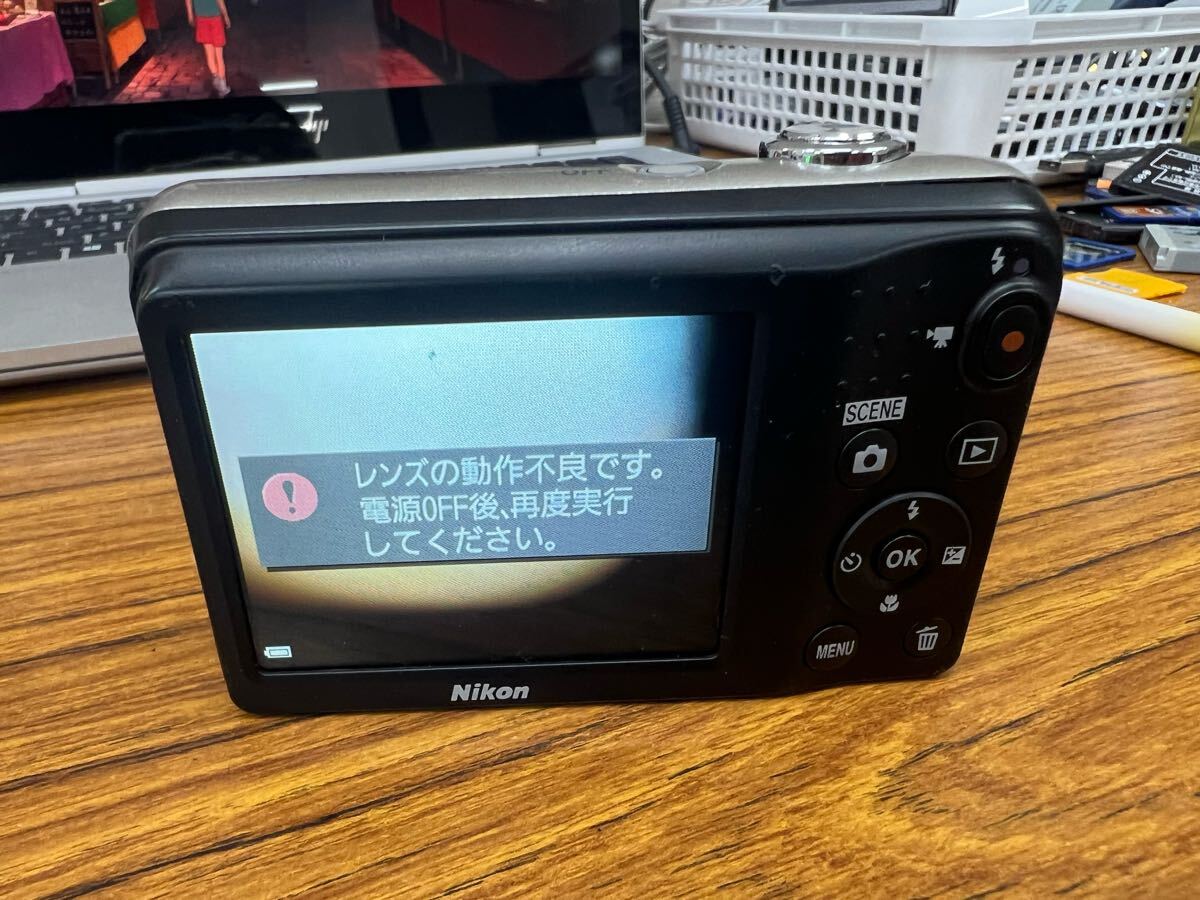 Yahoo!オークション - ニコン COOLPIX A10 デジタルカメラ 通電済みレ...