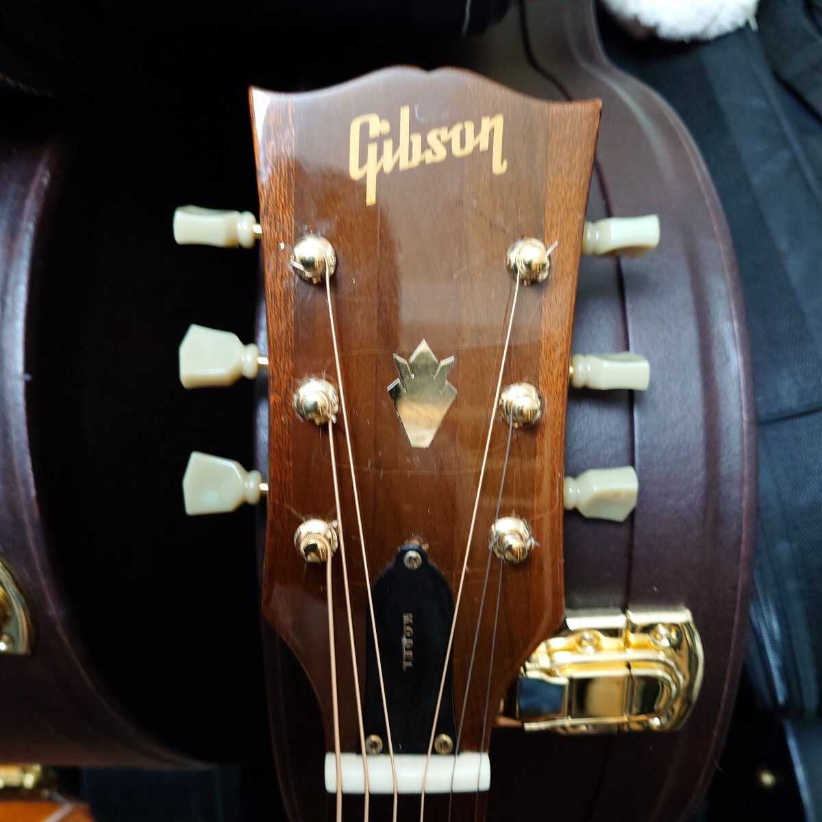 Yahoo!オークション - ギブソンJ45 1970年台 完全修復済 有名リペアマ...