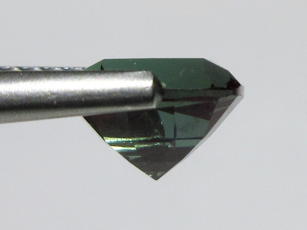 Yahoo!オークション - ルース アレキサンドライト 合成1.91ct 6.9 6.9 ...