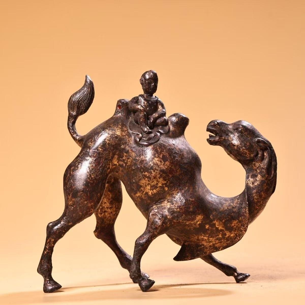 Yahoo!オークション - J1091 旧家収蔵 【純銅ラクダ人】 置物 iBB