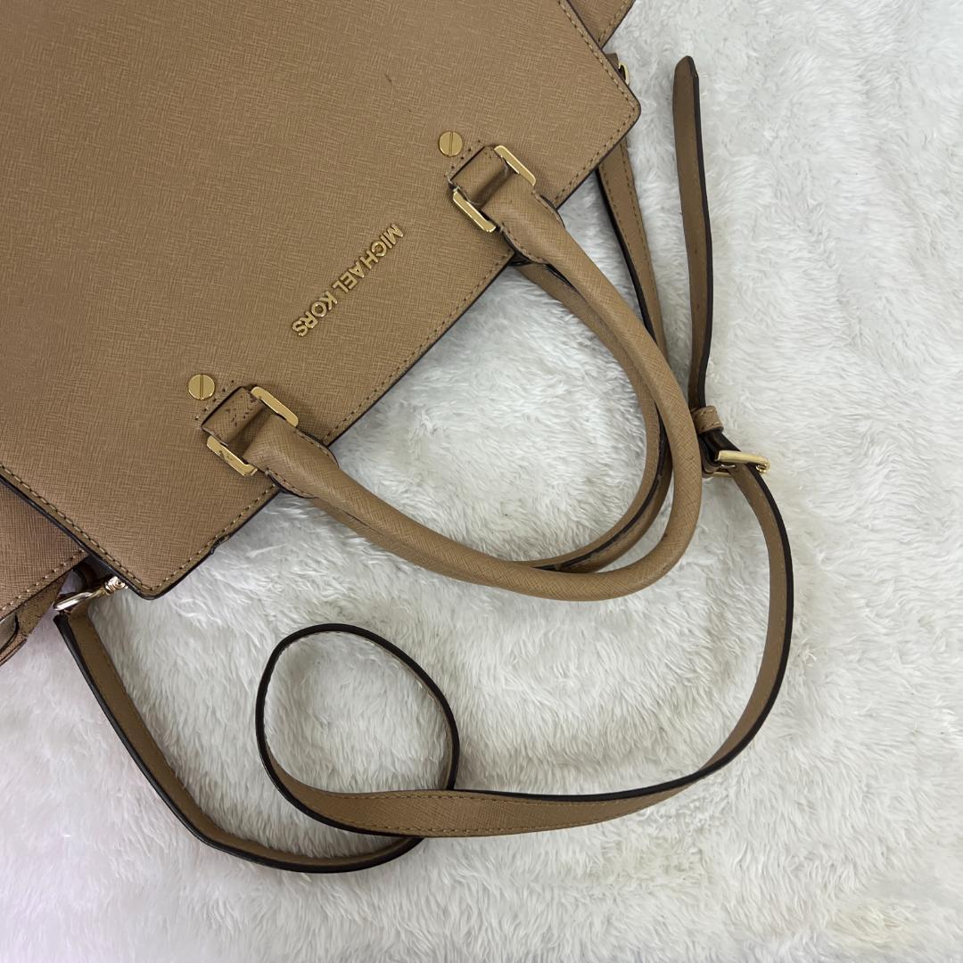 人気》MICHAEL KORS マイケルコース ハンドバッグ ベージュ 人気》MICHAEL KORS マイケルコース ハンドバッグ ベージュ