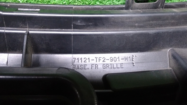 Yahoo!オークション - フィット GP1 FIT シャトル フロント グリル 純...