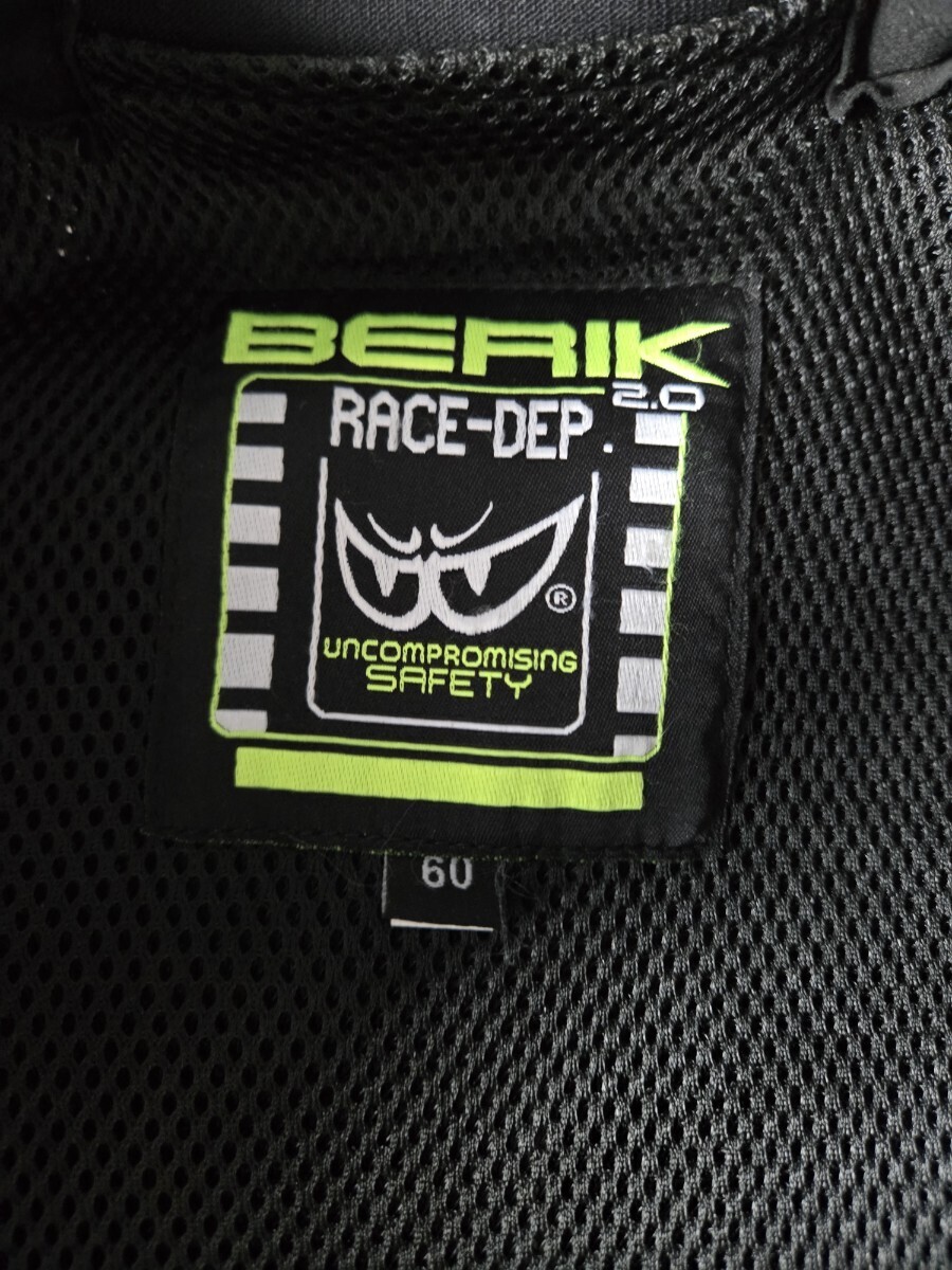 Yahoo!オークション - BERIK レーシングスーツ サイズ60