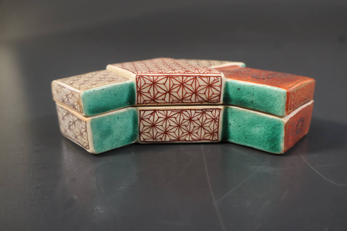 Yahoo!オークション - 【和】(A2234) 作家物 九谷焼 仁清倣 色絵香合 ...