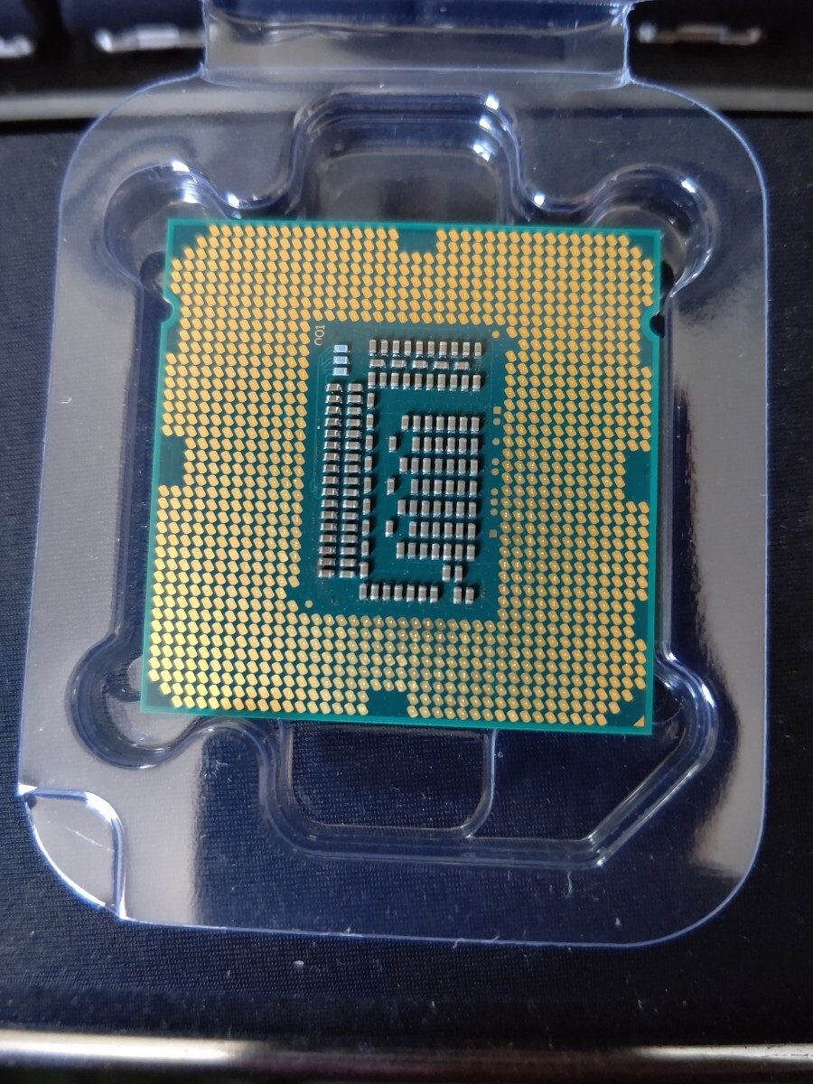 Intel Core i7-3770 (3 4GHz/TB 3 9GHz) bulk LGA1155/4C/8T/L3 Intel Core i7-3770 (3 4GHz/TB 3 9GHz) bulk LGA1155/4C/8T/L3