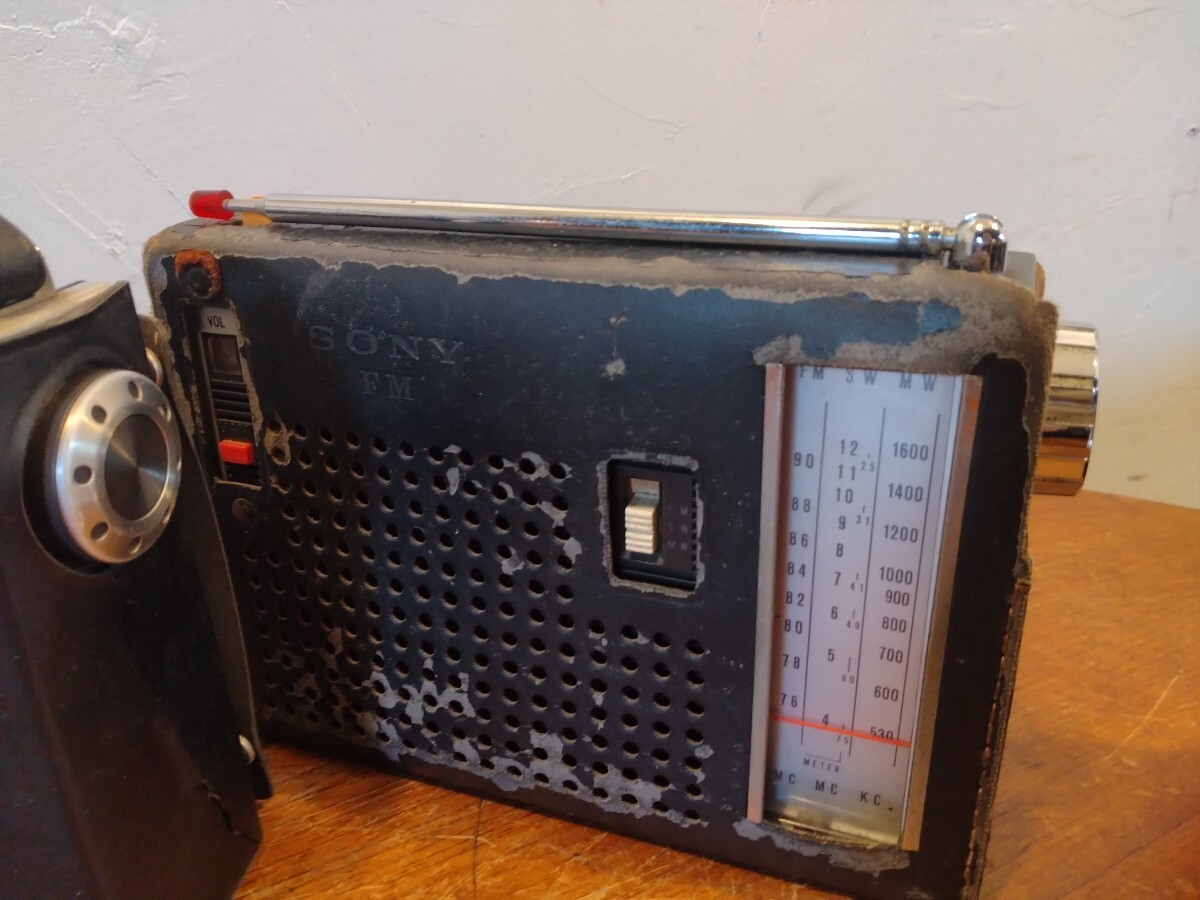 Yahoo!オークション - R70404-15 昭和系レトロ SONYラジオ 3台セット ...