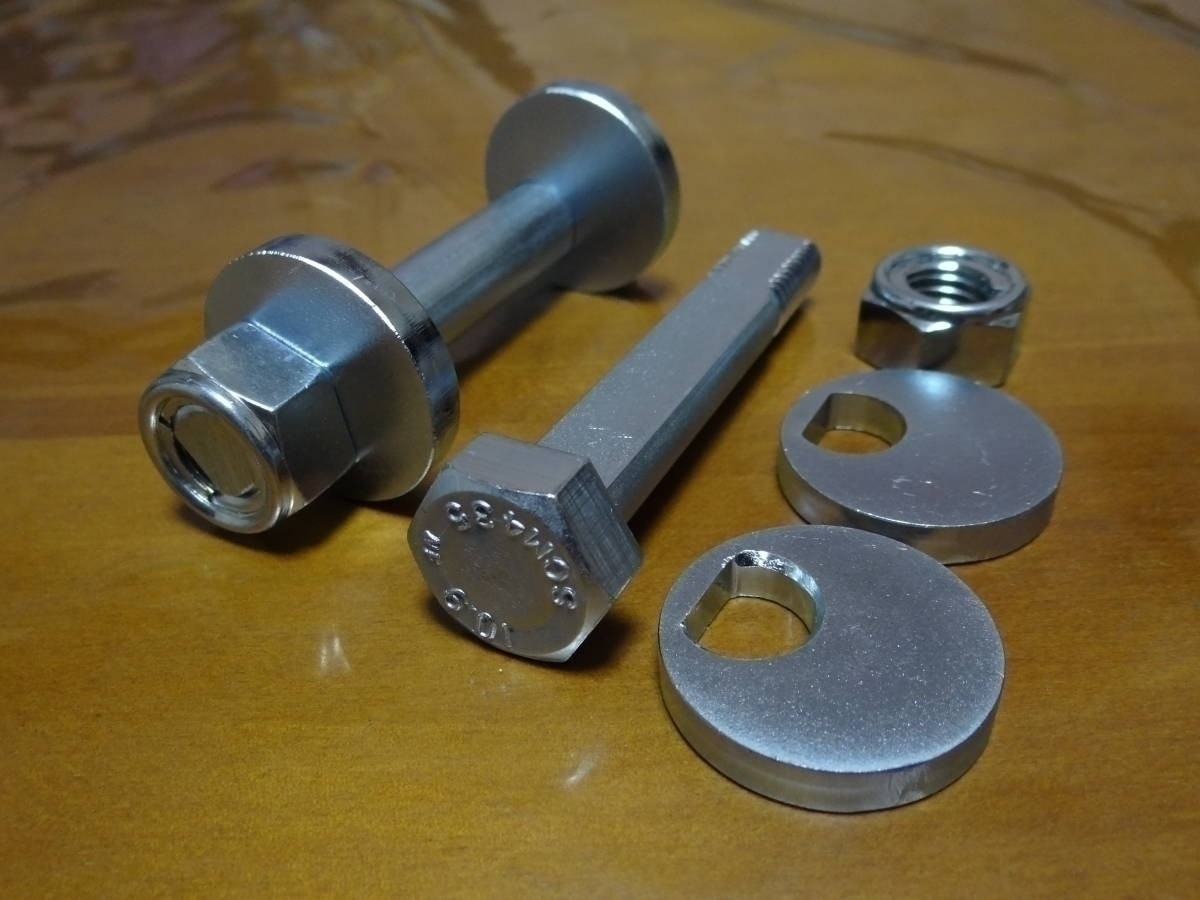 Yahoo!オークション - 日産 エルグランド E51 / セレナC26 (4WD用)