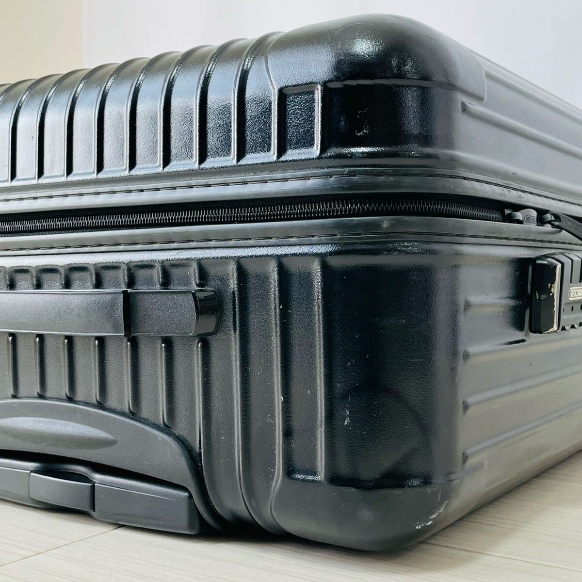 Yahoo!オークション - 美品 リモワ RIMOWA サルサ SALSA 63L 2輪 マッ...