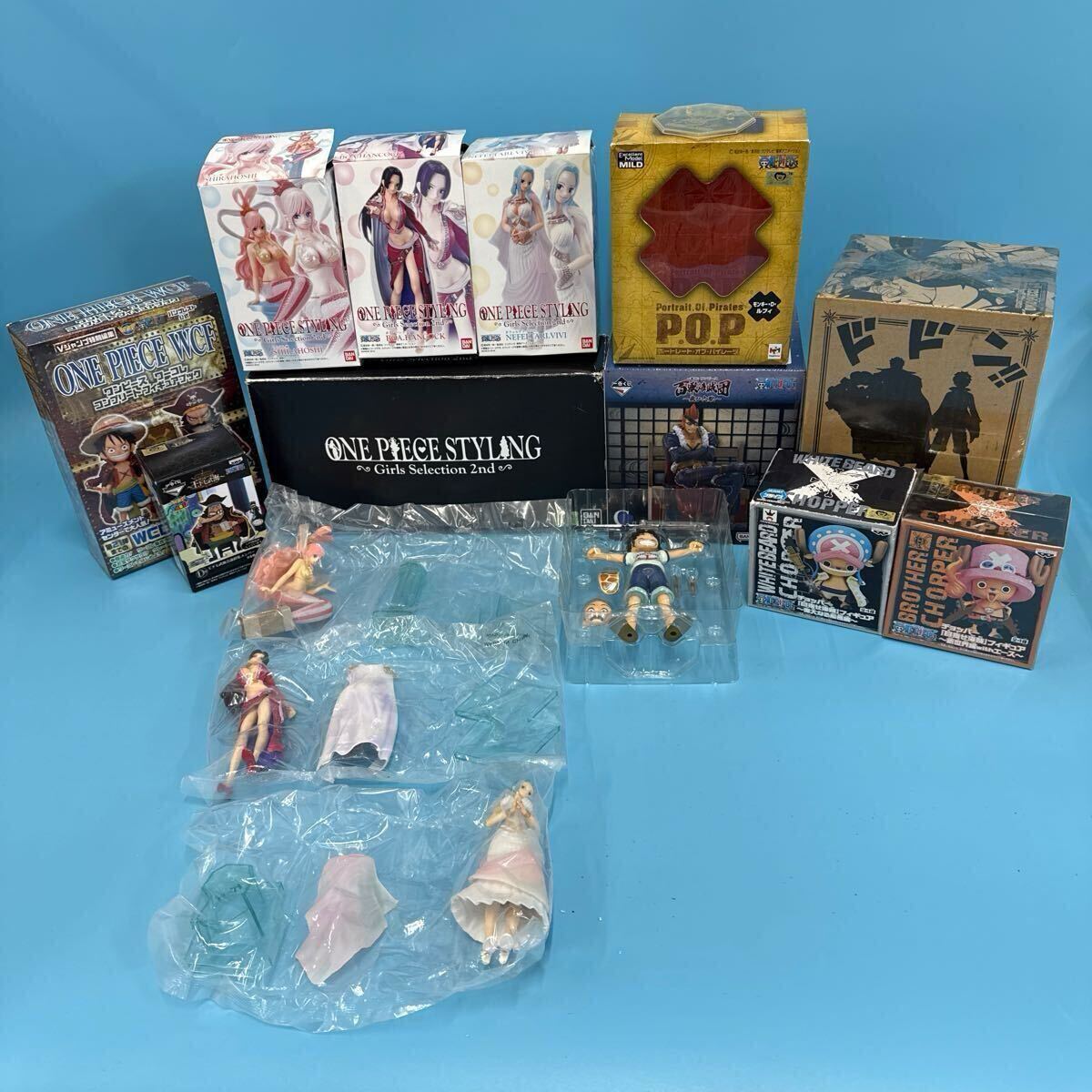 Yahoo!オークション - 【B347-4】ワンピース 「FILM Z BOOK (プライズ...