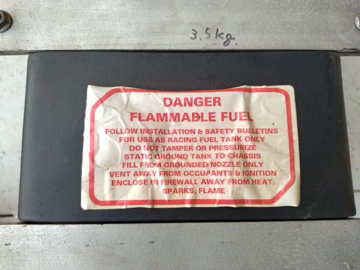 Yahoo!オークション - ATL 燃料タンク 安全タンク 約11L 競技用