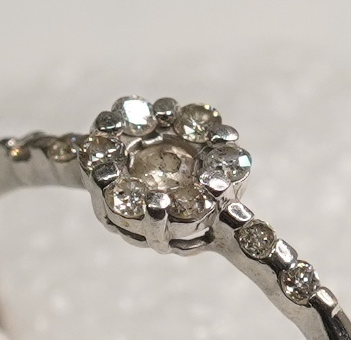 Yahoo!オークション - ダイヤ 0.20ct 12.5号 k14WG 大網てんとう虫 D22...