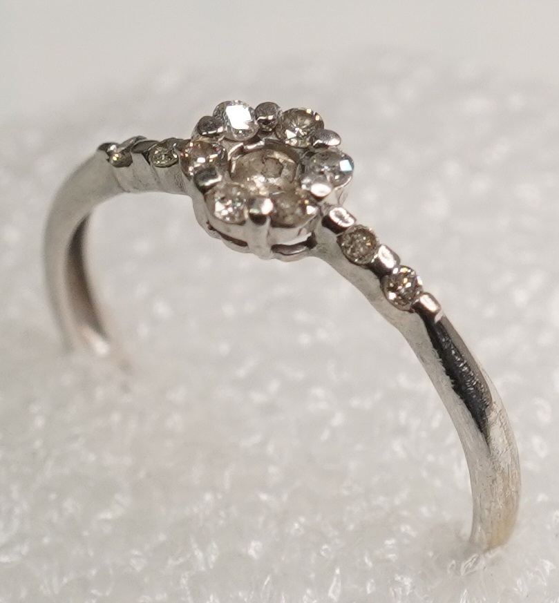 Yahoo!オークション - ダイヤ 0.20ct 12.5号 k14WG 大網てんとう虫 D22...