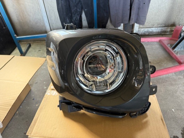 Yahoo!オークション - スズキ スペーシアギア 右ヘッドライト LED MK53...