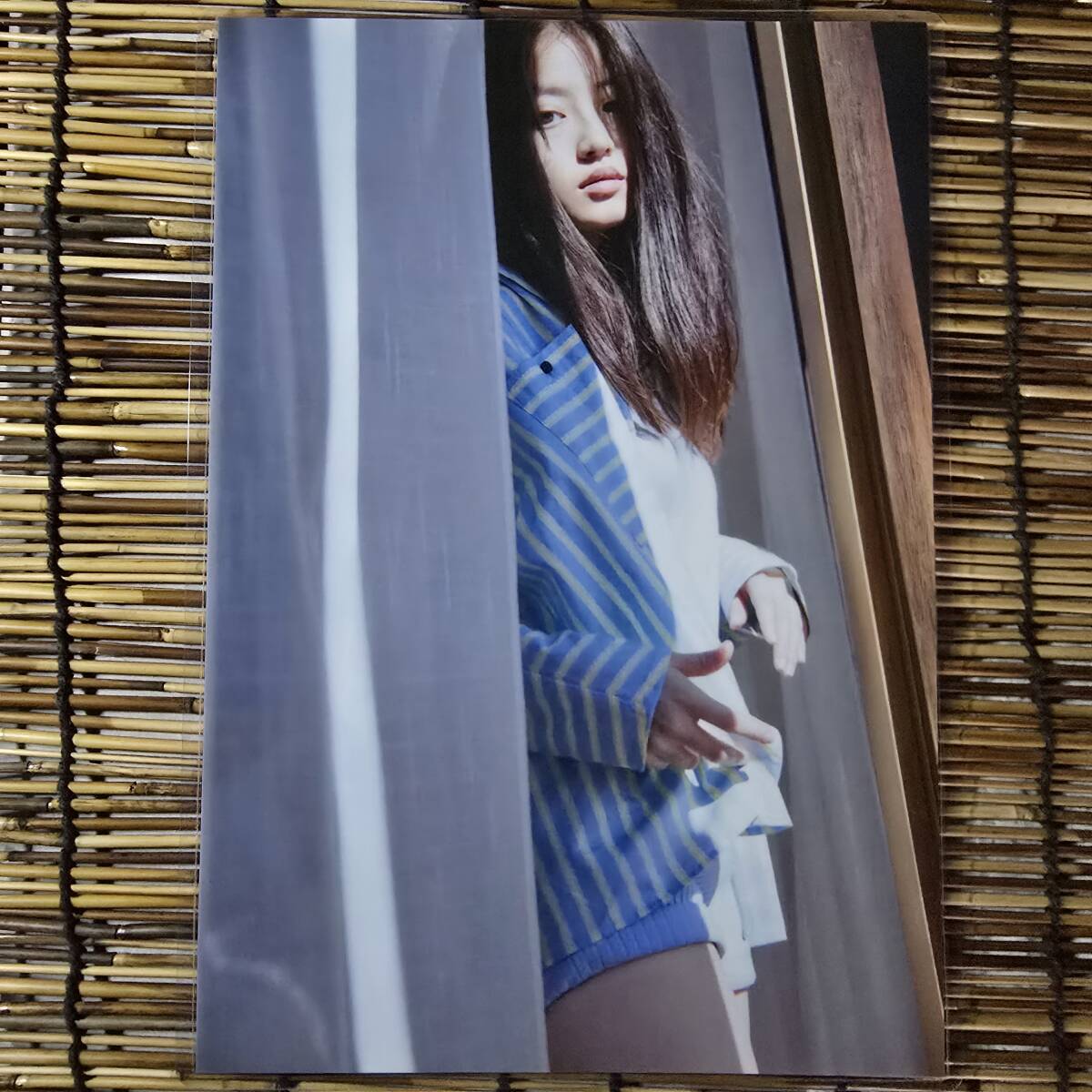 Yahoo!オークション - 【高品質厚手150μラミネート加工】今田美桜 ...