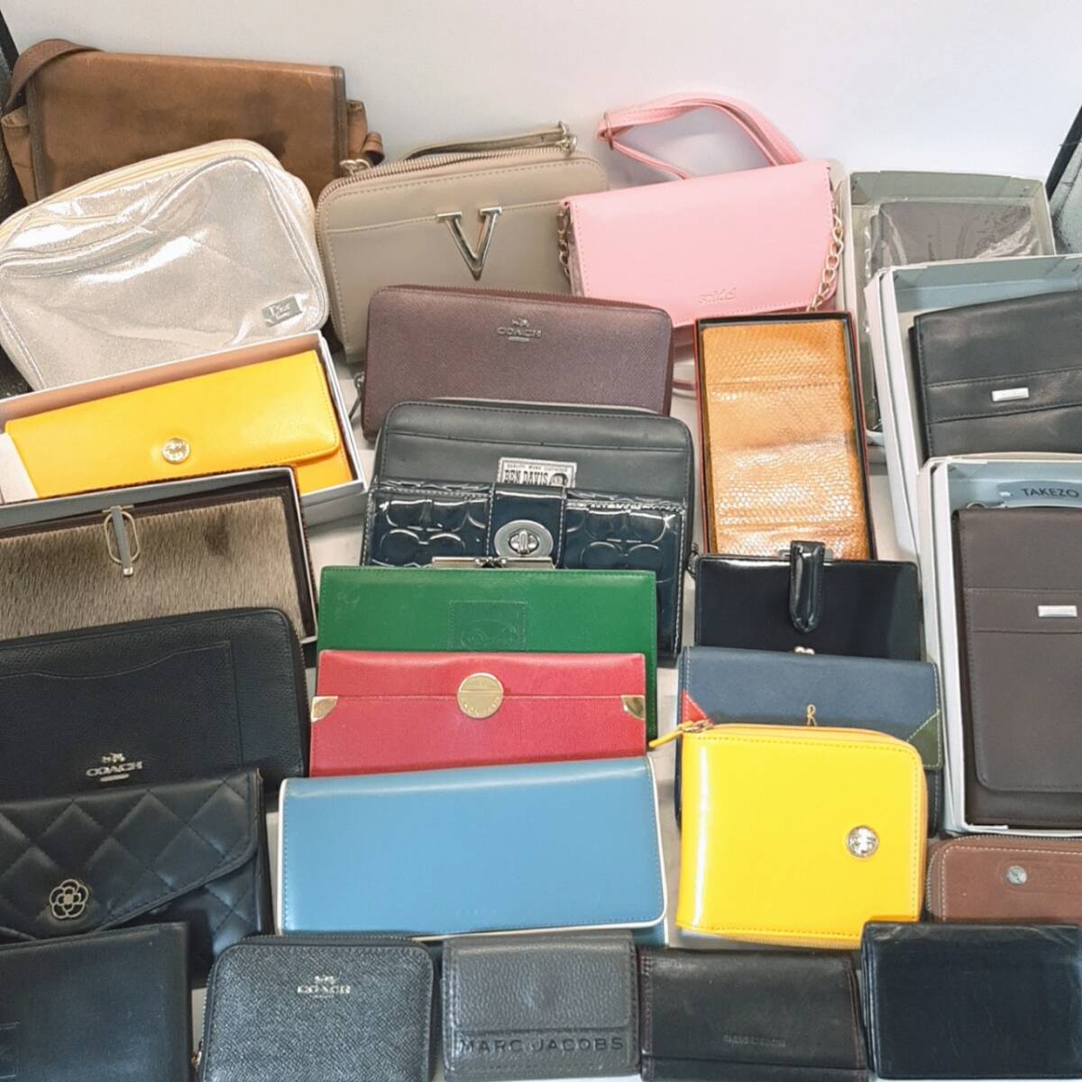 Yahoo!オークション - m254 財布 まとめ 大量 長財布 小銭入れ ショル...