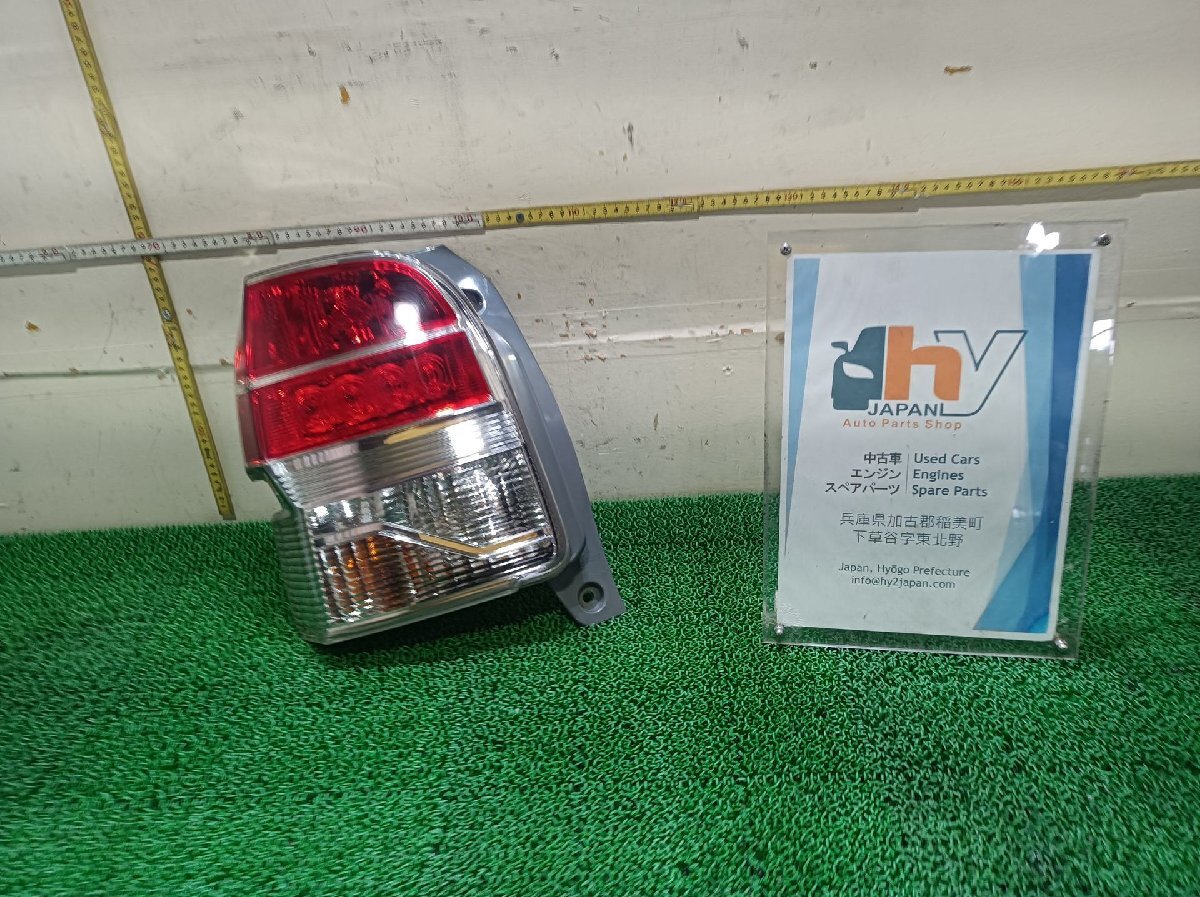 Yahoo!オークション - トヨタ 左 テールライト ポルテ/スペイド DBA-NC...