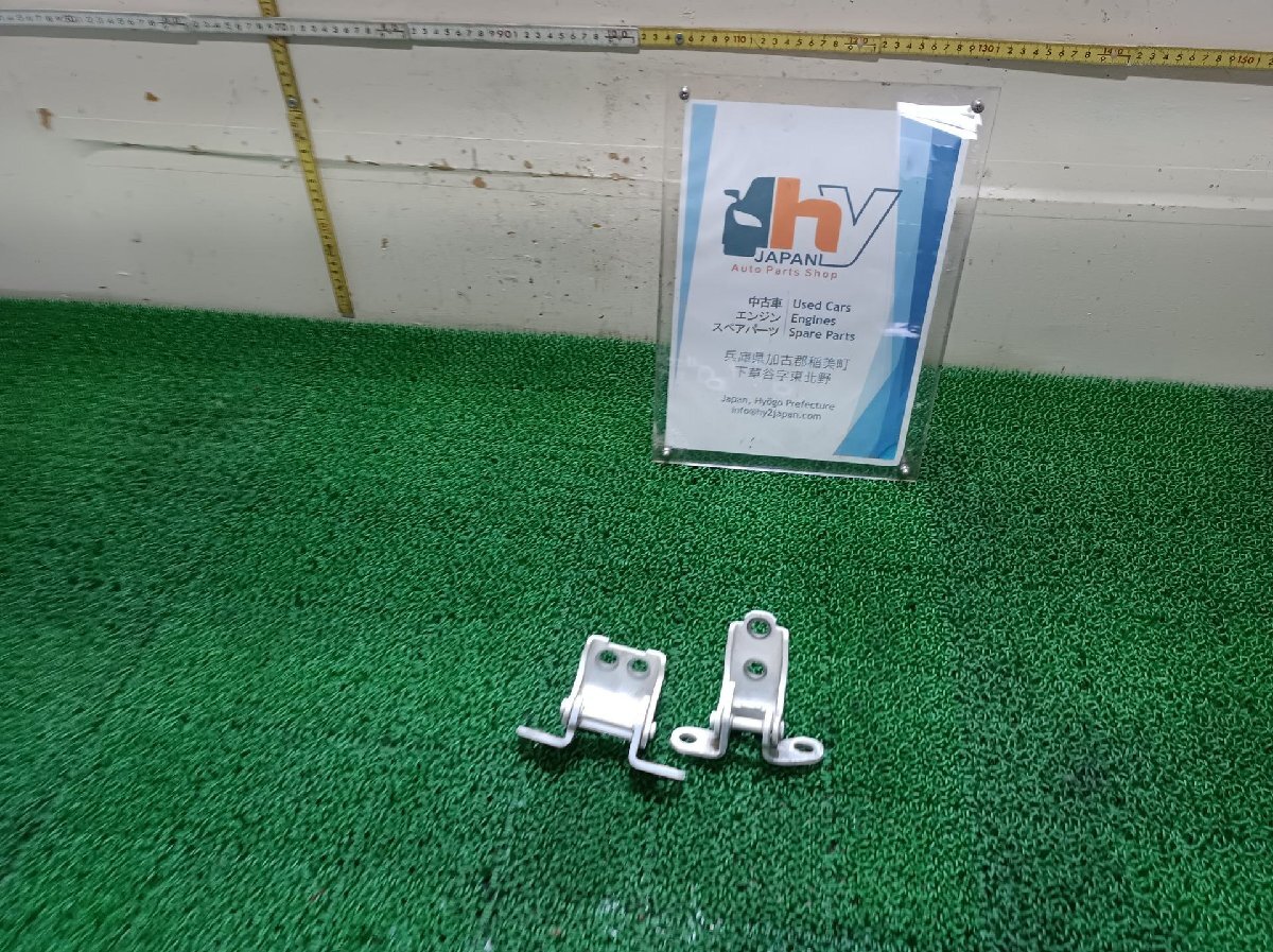 Yahoo!オークション - ホンダ 右 リアドアヒンジ クロスロード DBA-RT3...