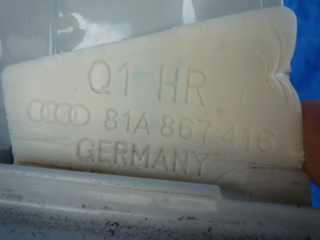 Yahoo!オークション - BH762 アウディ Q2 81A リアドア 右 白