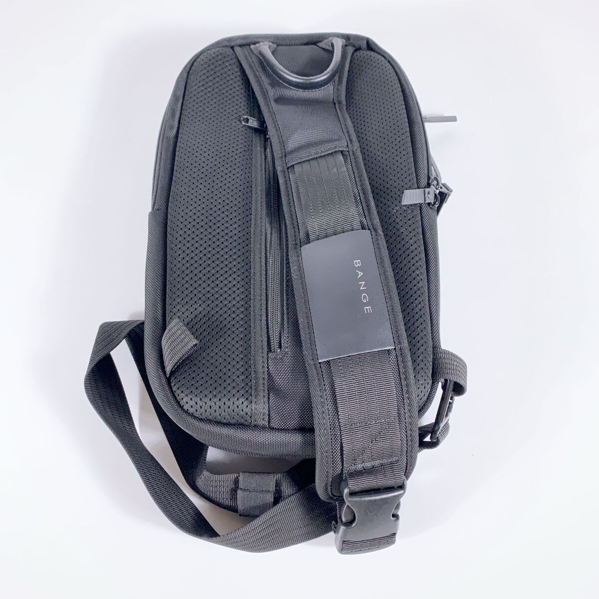 Yahoo!オークション - BANGE バンジ ボディーバッグ ブラック 黒 ワン...