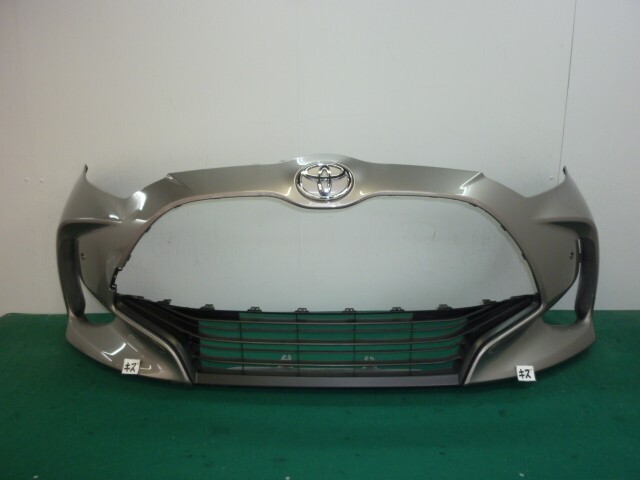 Yahoo!オークション - ヤリス 5BA-KSP210 フロントバンパー 52119-K090...