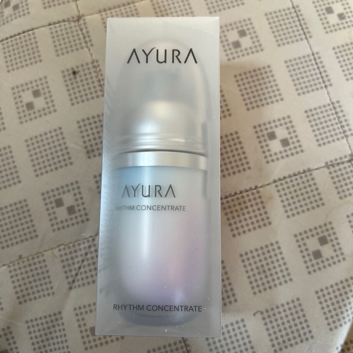 Yahoo!オークション - アユーラ AYURA リズムコンセントレートα 美容...