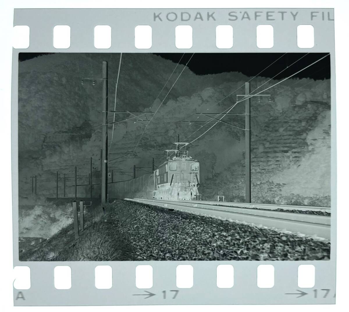 Yahoo!オークション - 35ミ白黒ネガ10枚 EF15・EF60・EF...