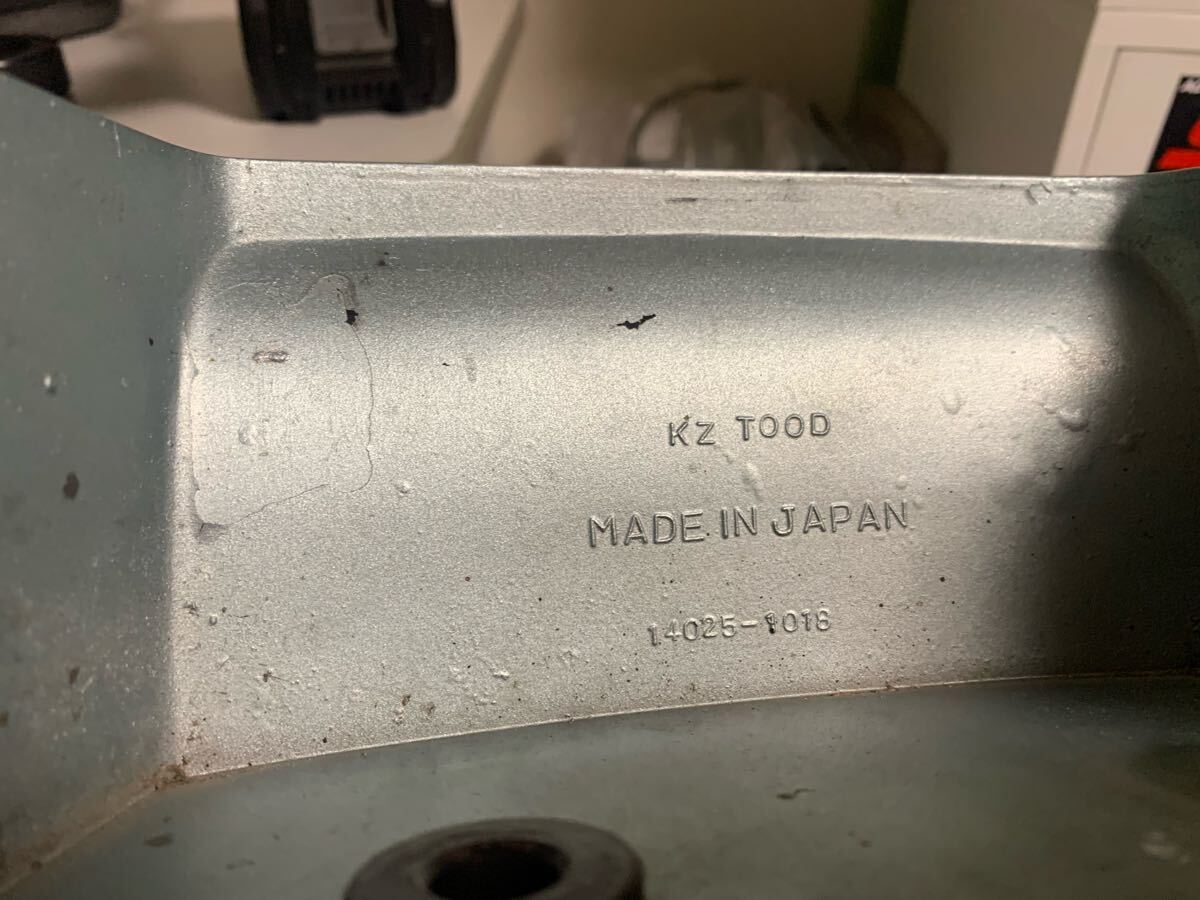 Yahoo!オークション - 純正 テールカウル Z1R Z1R-2 Z400FX Z1000J Z1...