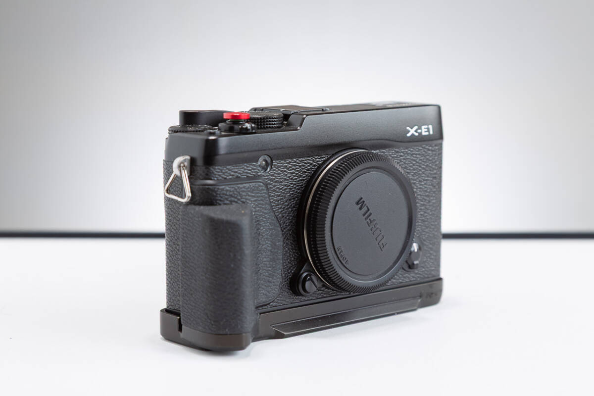 Yahoo!オークション - FUJI X-E1